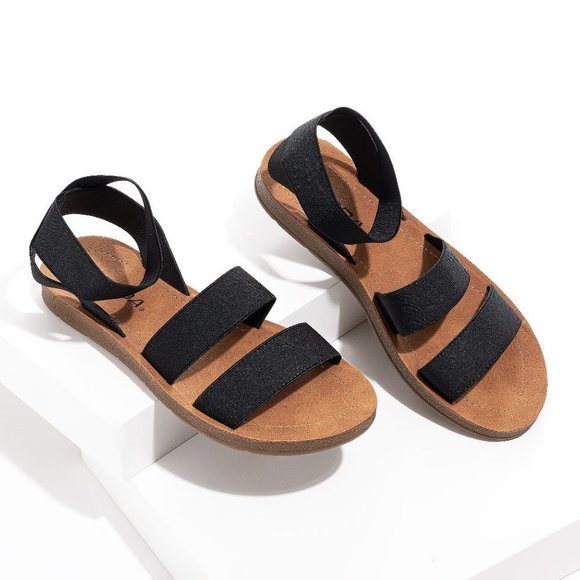 SunnyMia | Shoes | 4 Black Elastic Band Flat Comfy Sandals Size 75 ...